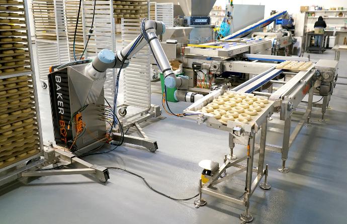 robotic pan and tray handling | Apex Motion Control - Cobots, Robots and Automation Equipment ...